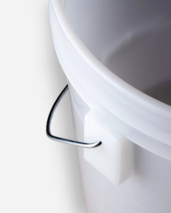 Just Motor - מבית אבי חלקי חילוף | דלי 13 ליטר מקצועי Adam's Polishes 3 ...